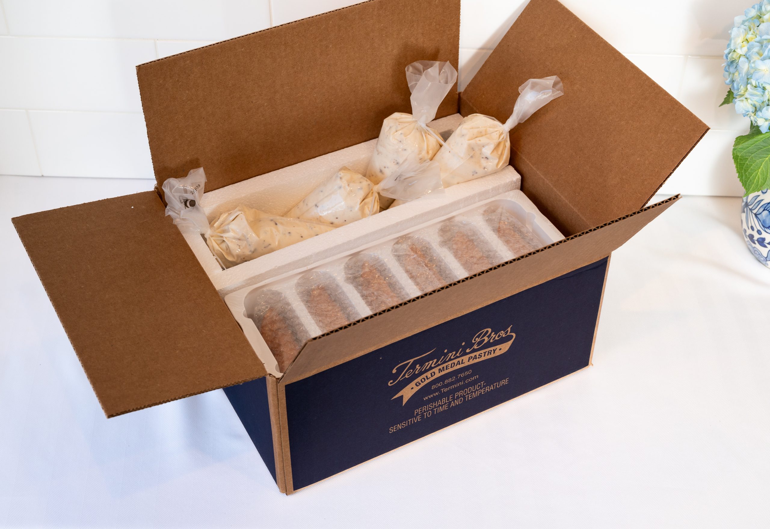Large Cannoli Package - Termini