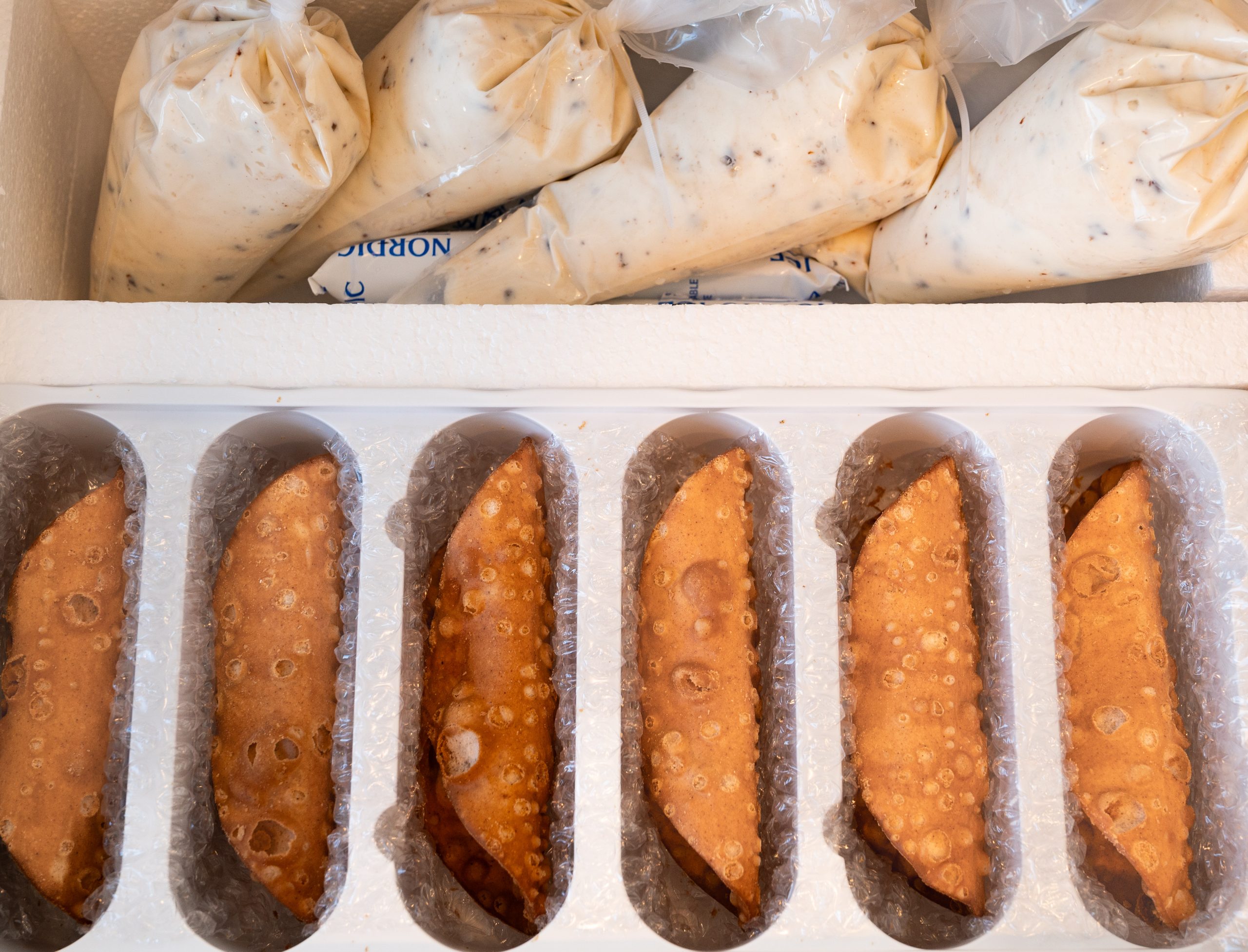 Large Cannoli Package - Termini