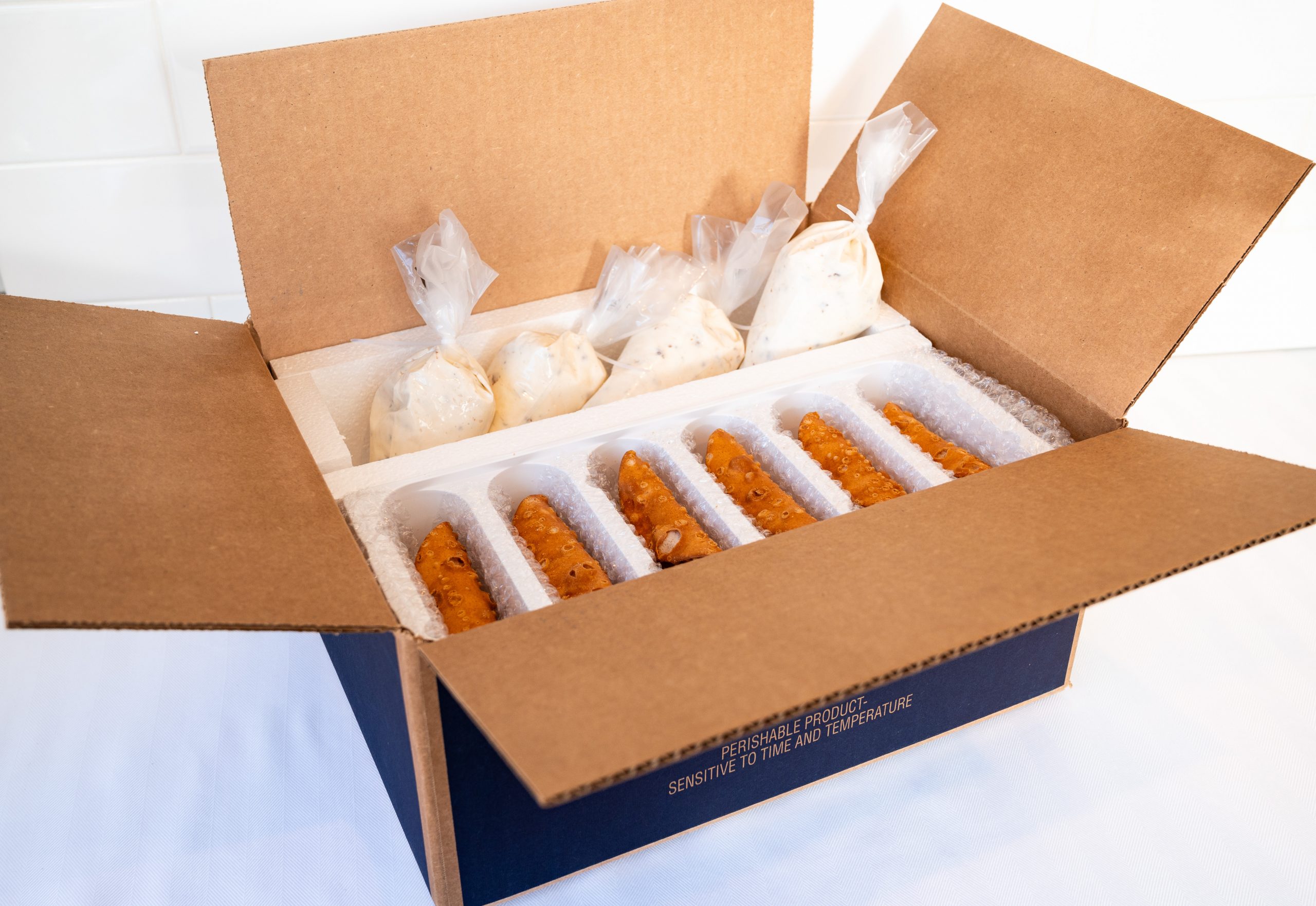 Large Cannoli Package - Termini